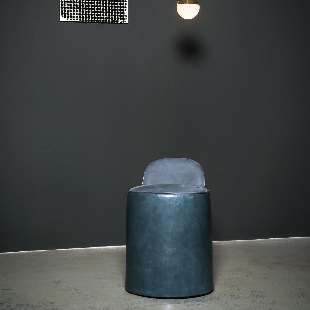 Nina Stool | Baxter | Monologuelondon.com