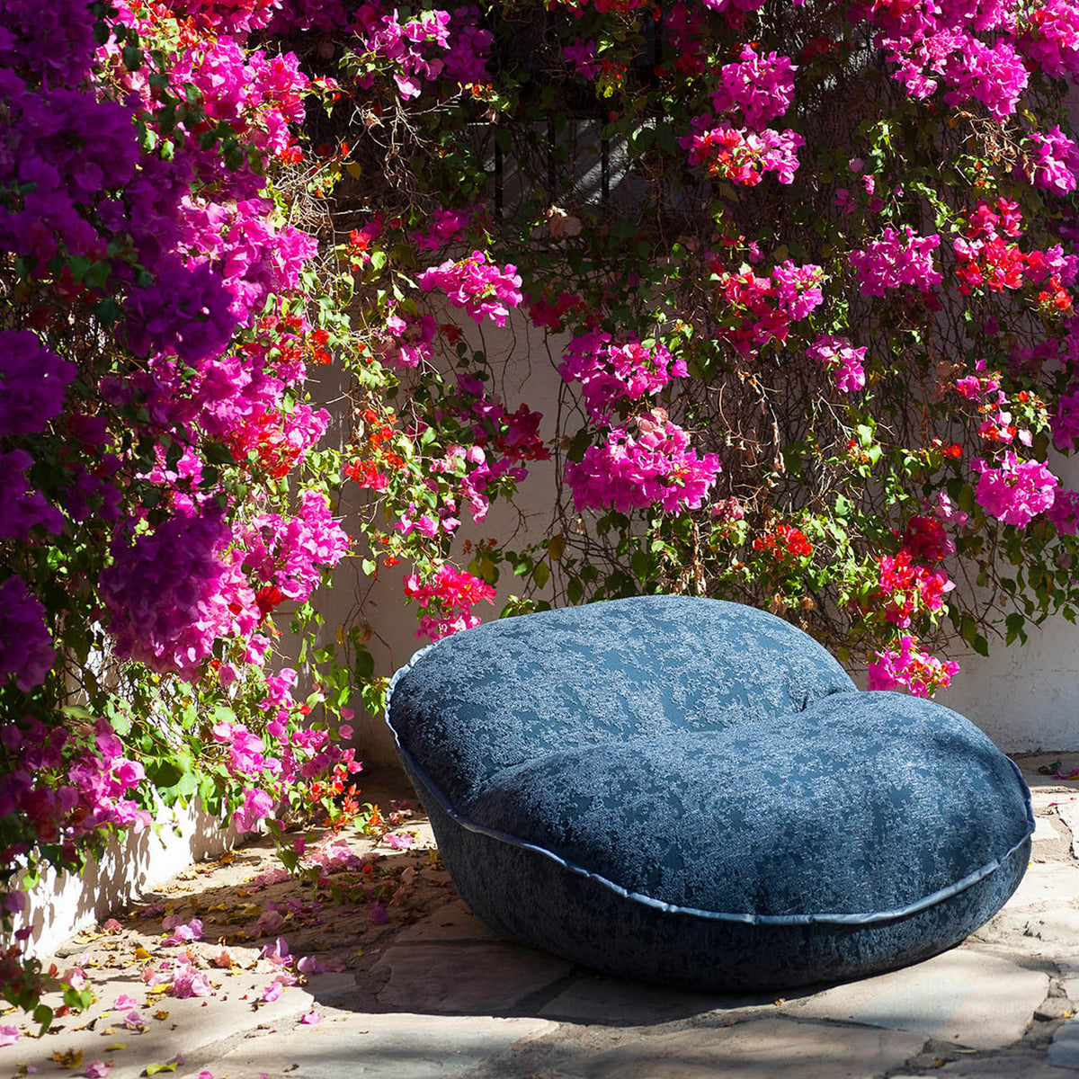 Montreal Outdoor Lounge Chair | Baxter | Monologuelondon.com