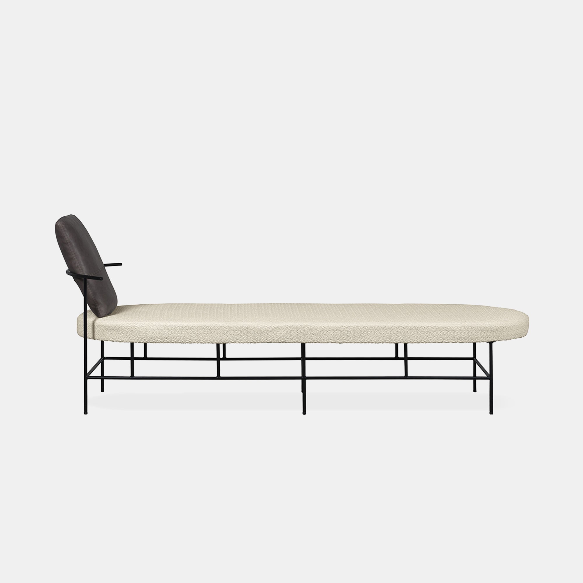 Tia Sun Lounger | Baxter | Monologuelondon.com