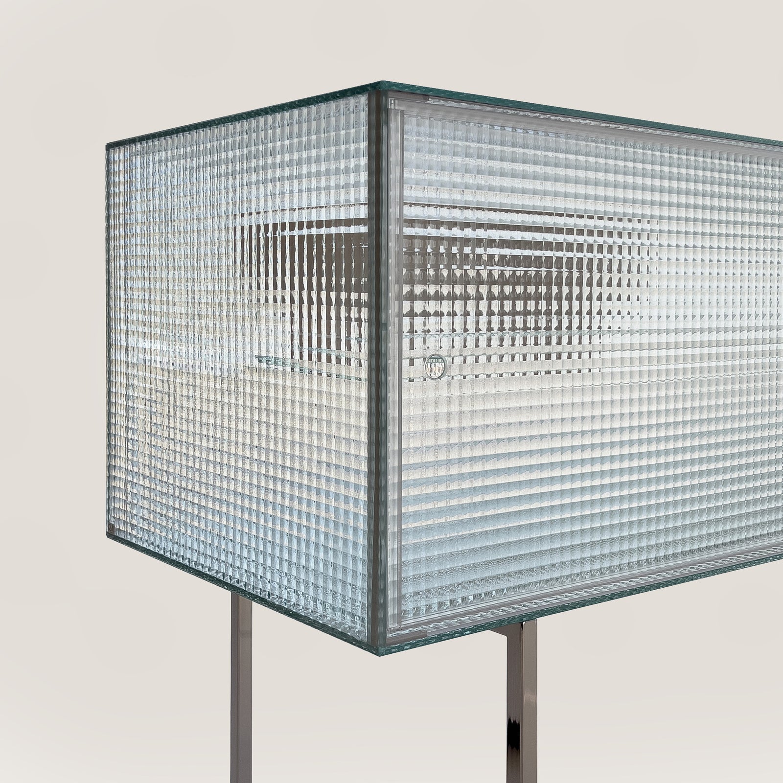 Commodore Low Storage Unit | Glas Italia | Monologuelondon.com