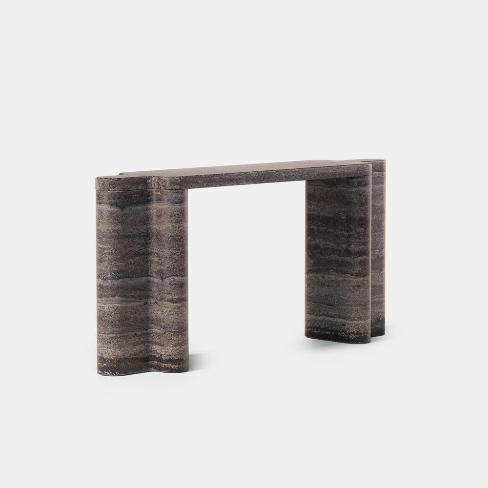 BLK Console │ Arthur Vallin │ Monologuelondon.com