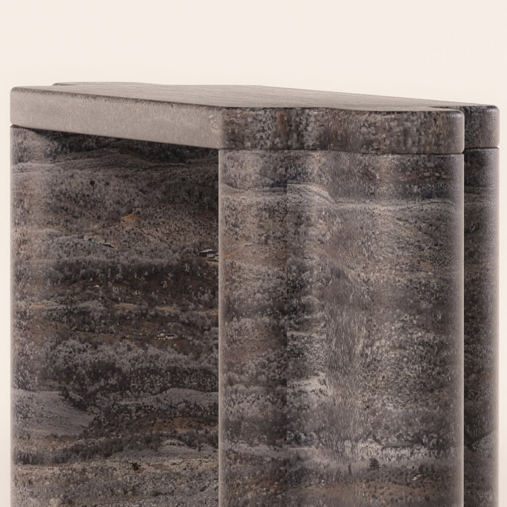 BLK Console │ Arthur Vallin │ Monologuelondon.com