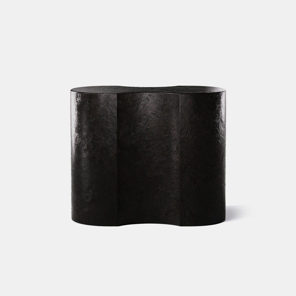 Nero Side Table │ Arthur Vallin │ Monologuelondon.com