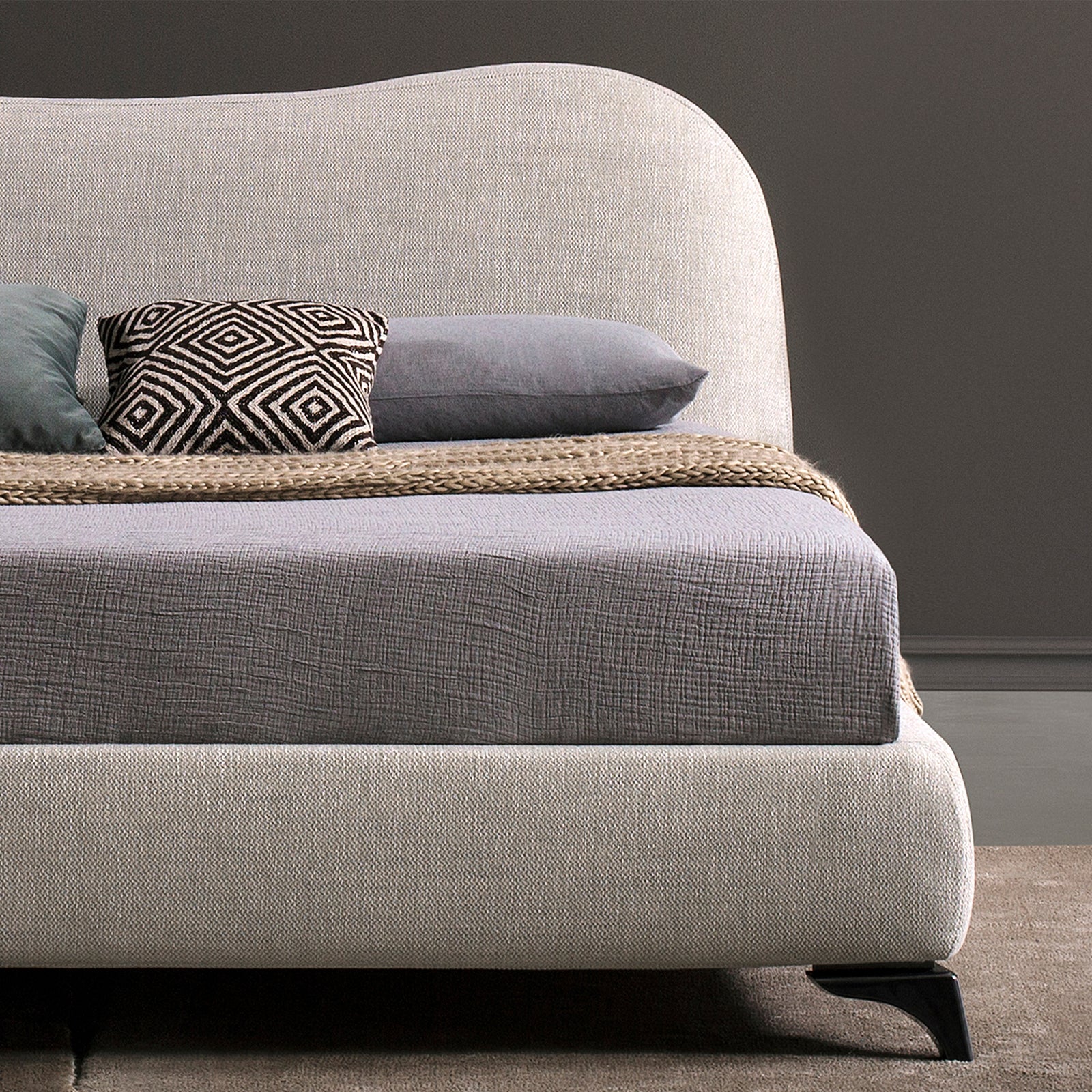 Aurore Bed | Bodema | Monologuelondon.com