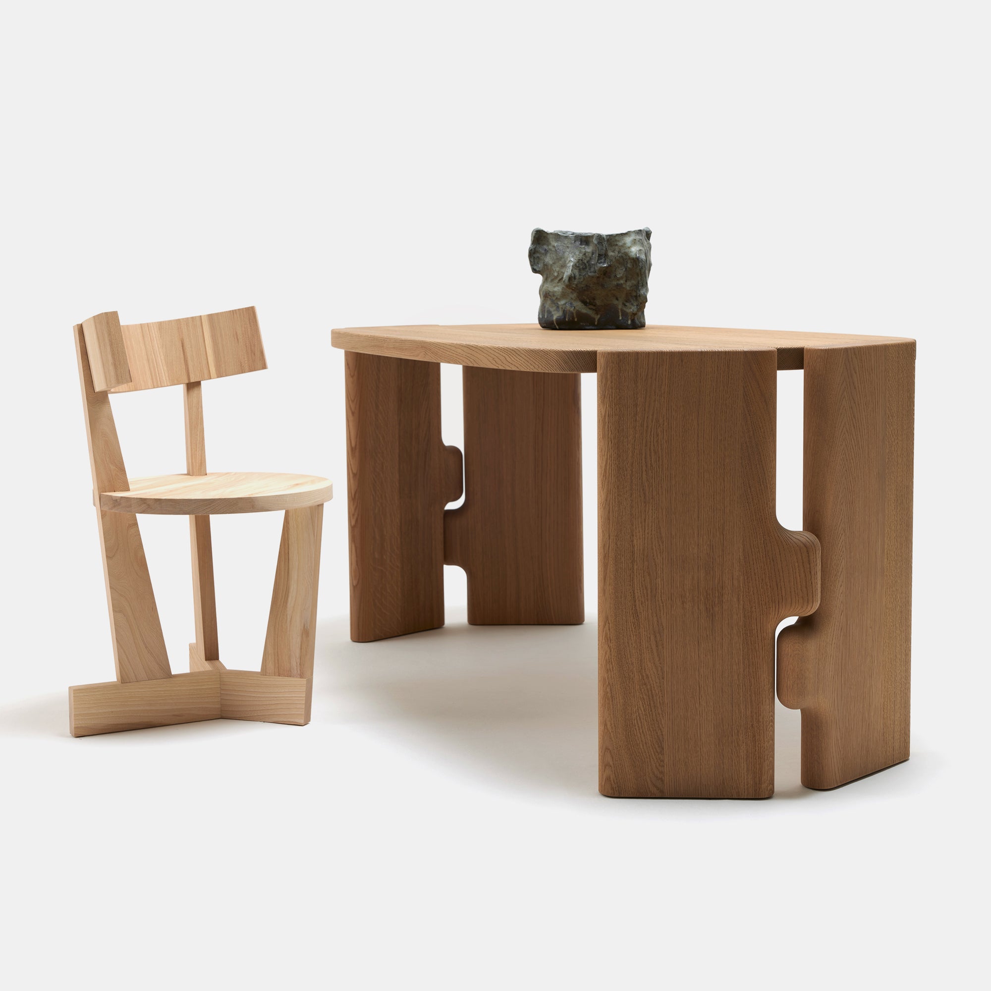 INU Desk | Delcourt Collection | Monologuelondon.com