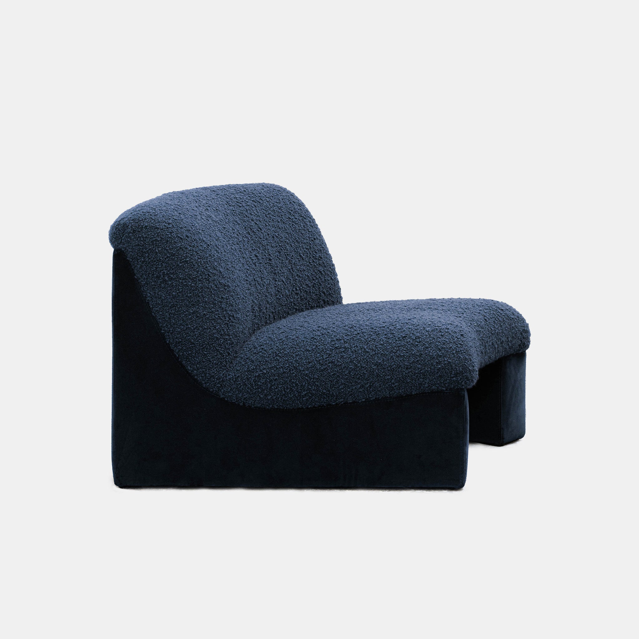 Snow Lounge Chair | La Chance | Monologuelondon.com