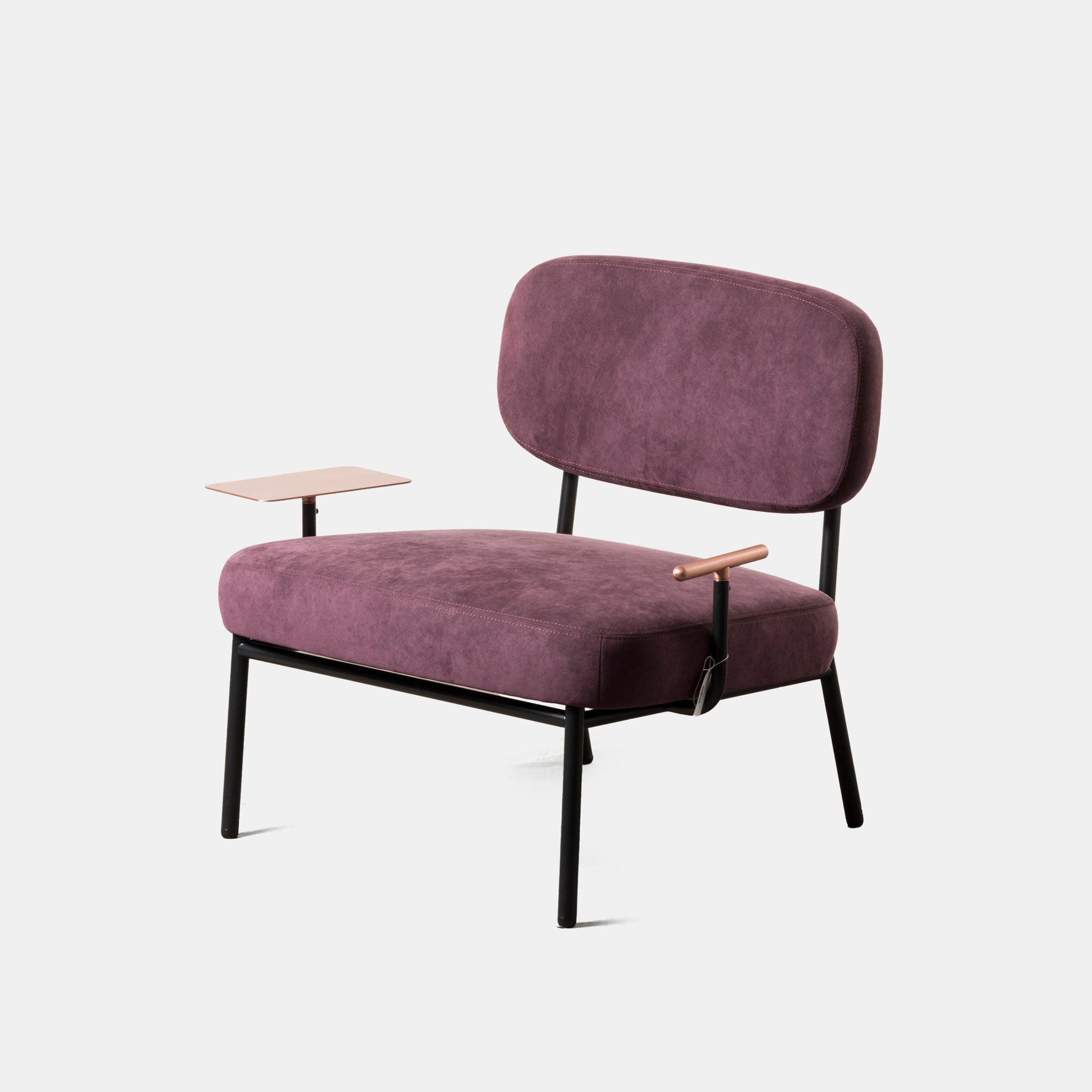 Dualita Lounge Chair | Nilufar | Monologuelondon.com