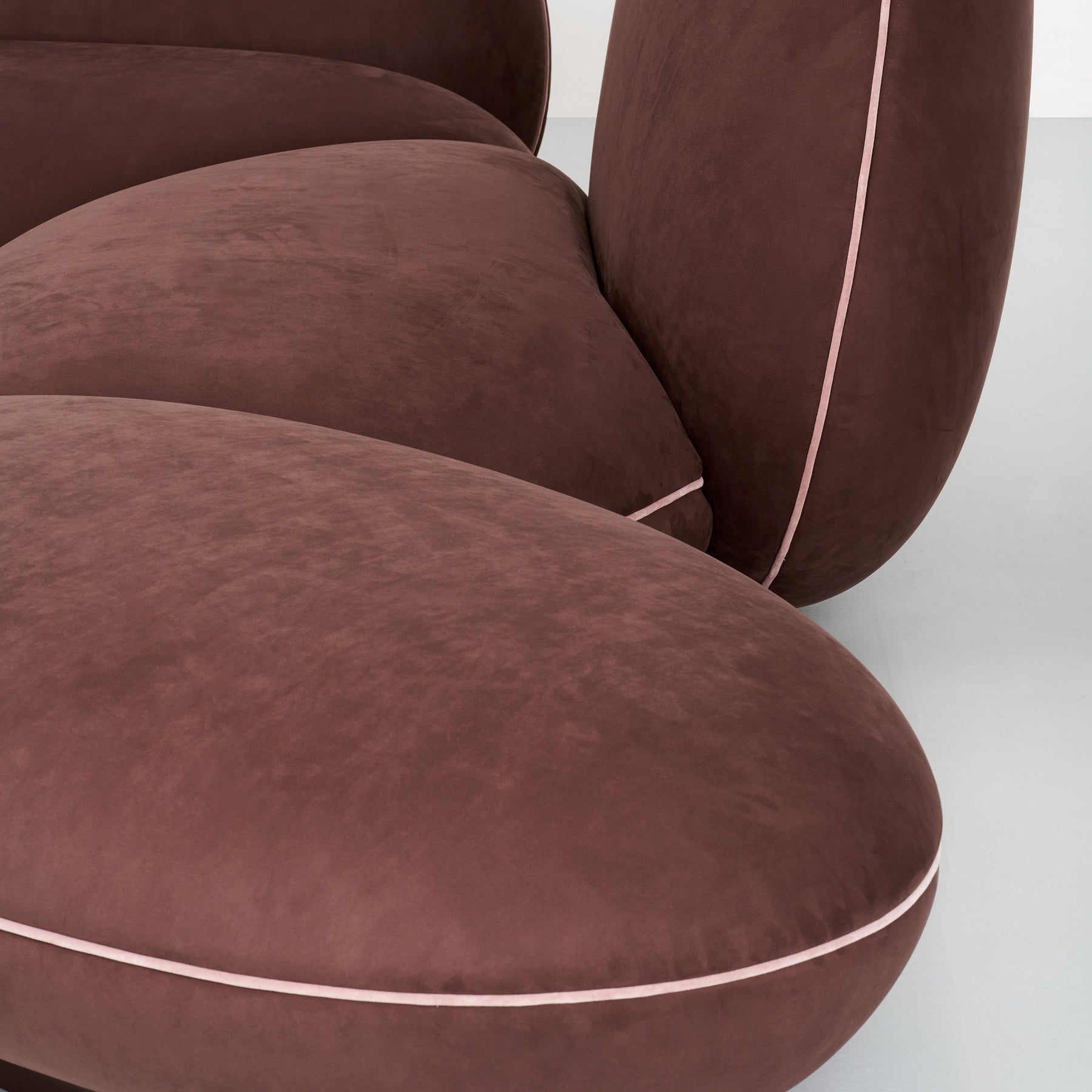 Macaron 4 Seat Sofa | Nilufar | Monologuelondon.com