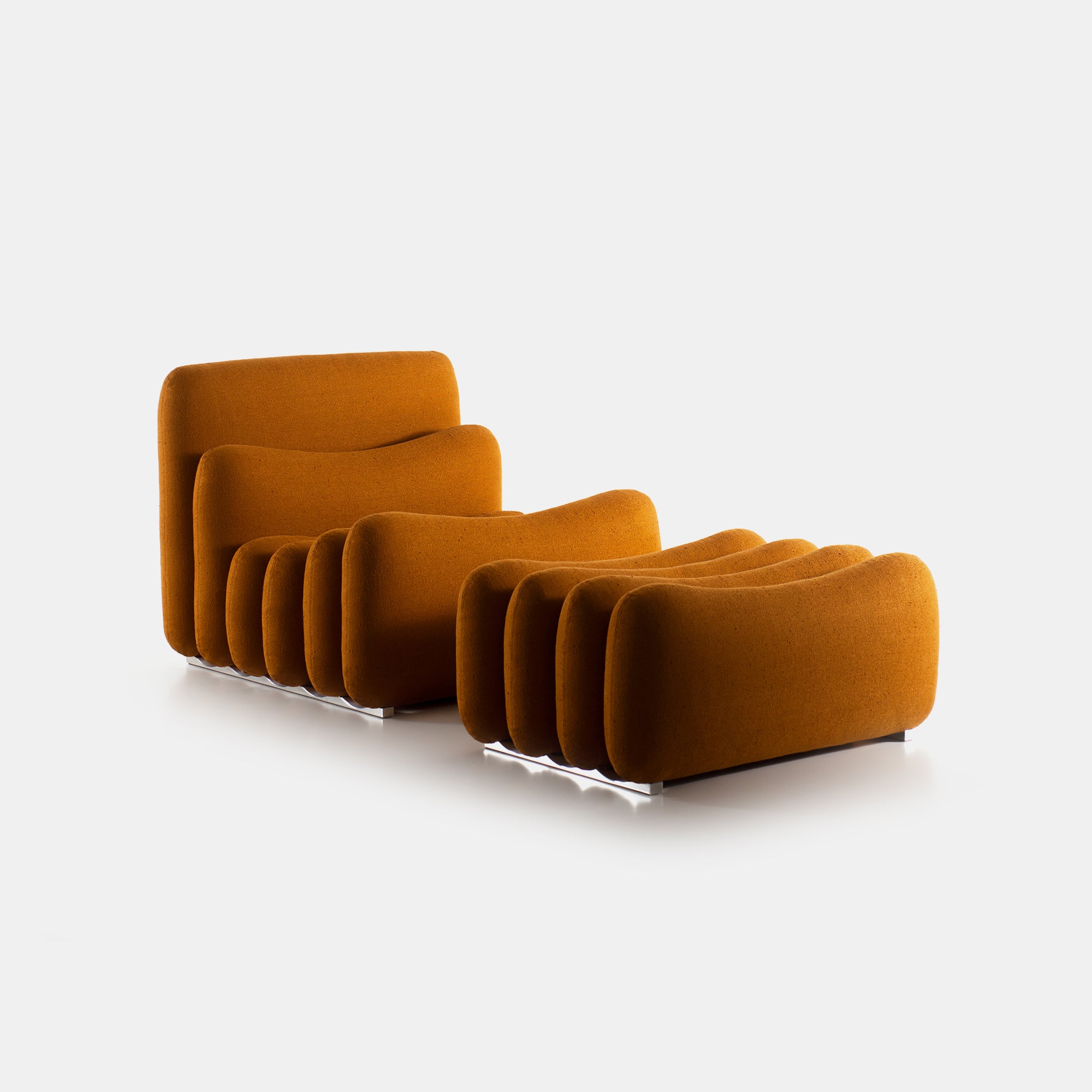 Additional System Lounge Chair | Tacchini | Monologuelondon.com