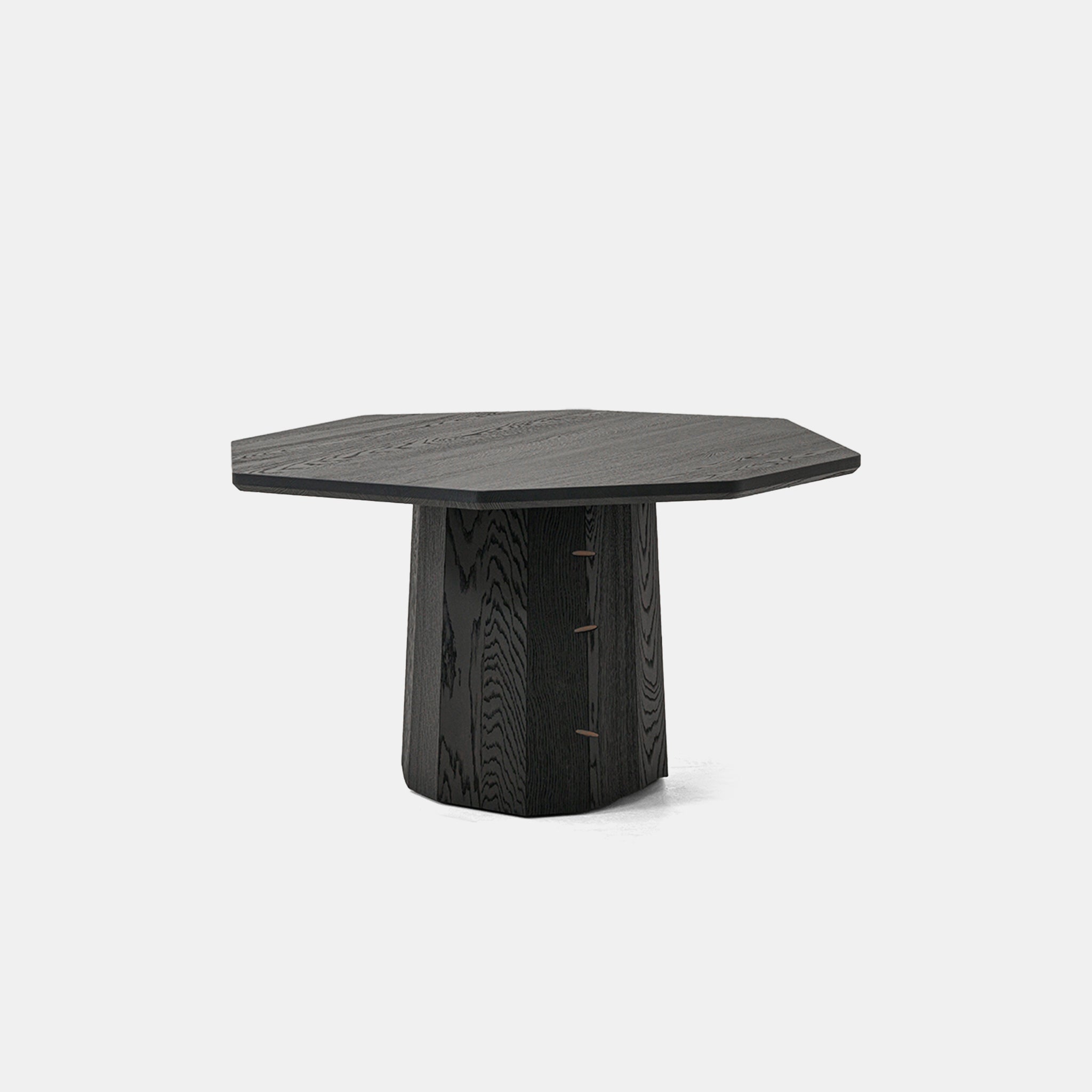 Cairn Dining Table One | Van Rossum | Monologuelondon.com
