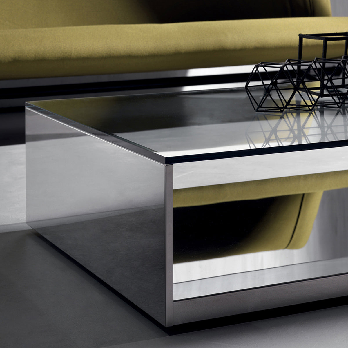 Litt Coffee Table | Acerbis | Monologuelondon.com