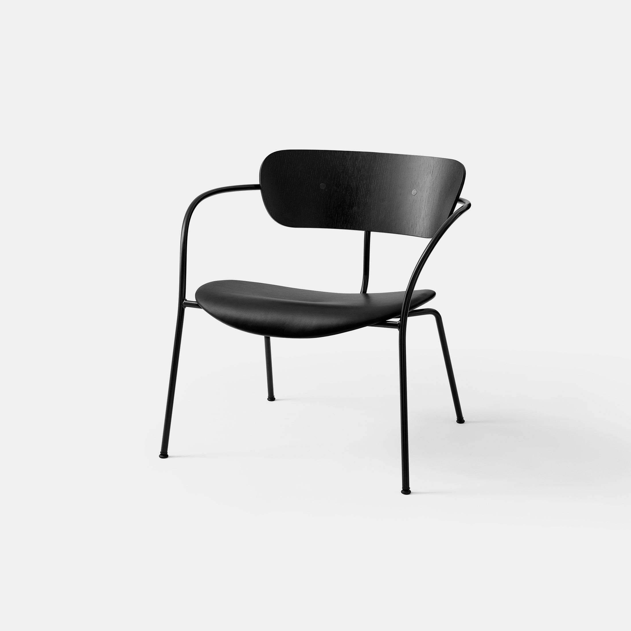 Pavilion Lounge Chair AV6| &Tradition | Monologuelondon.com