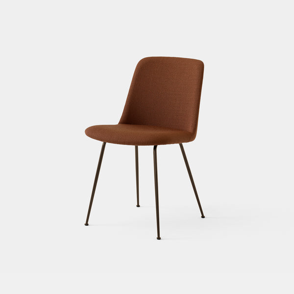 Rely Upholstered Chair HW8 | &Tradition | Monologuelondon.com