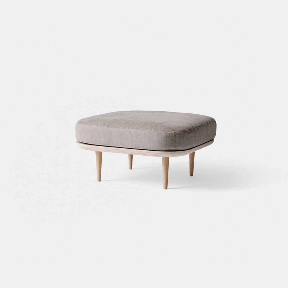 Fly Pouf SC9 | &Tradition | Monologuelondon.com