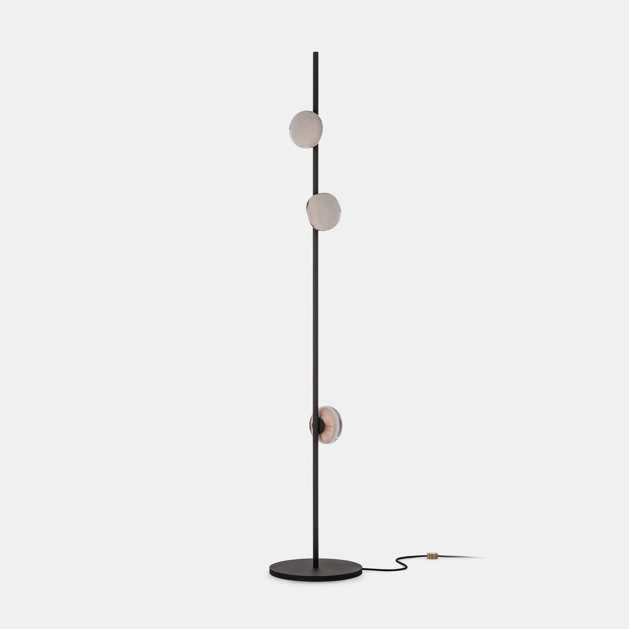 84 Floor Lamp | Bocci | Monologuelondon.com