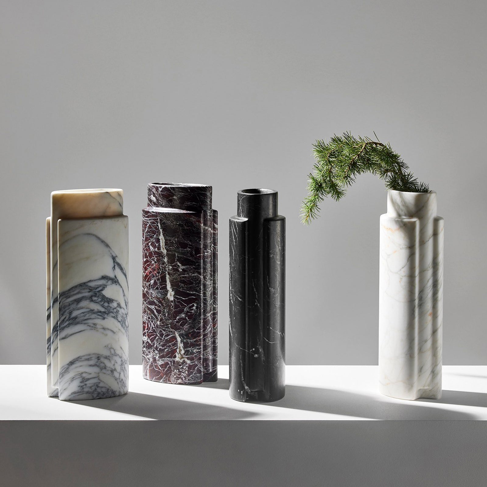 KAN Vase | Collection Particulière | Monologuelondon.com