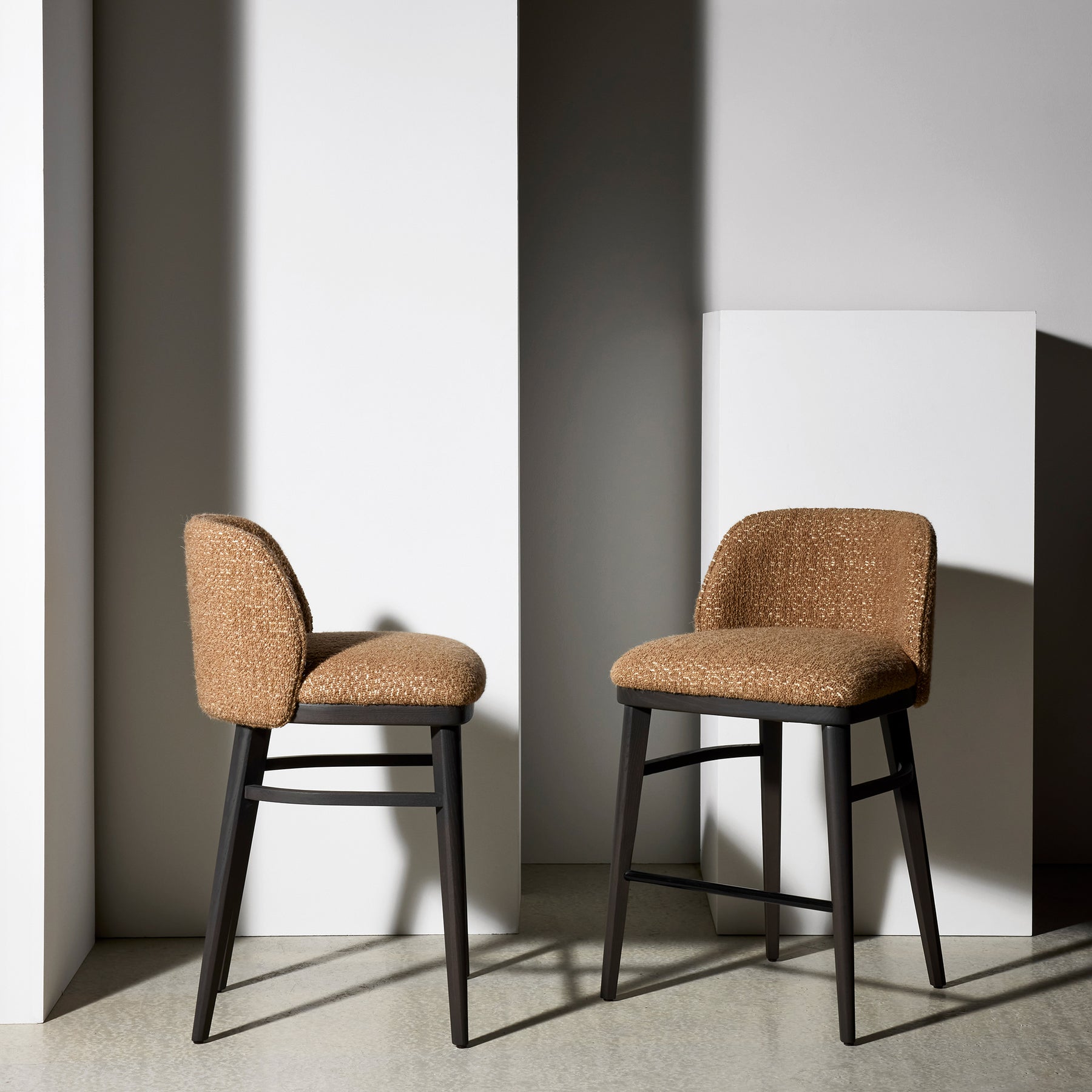 LUM Bar Chair | Collection Particulière | Monologuelondon.com