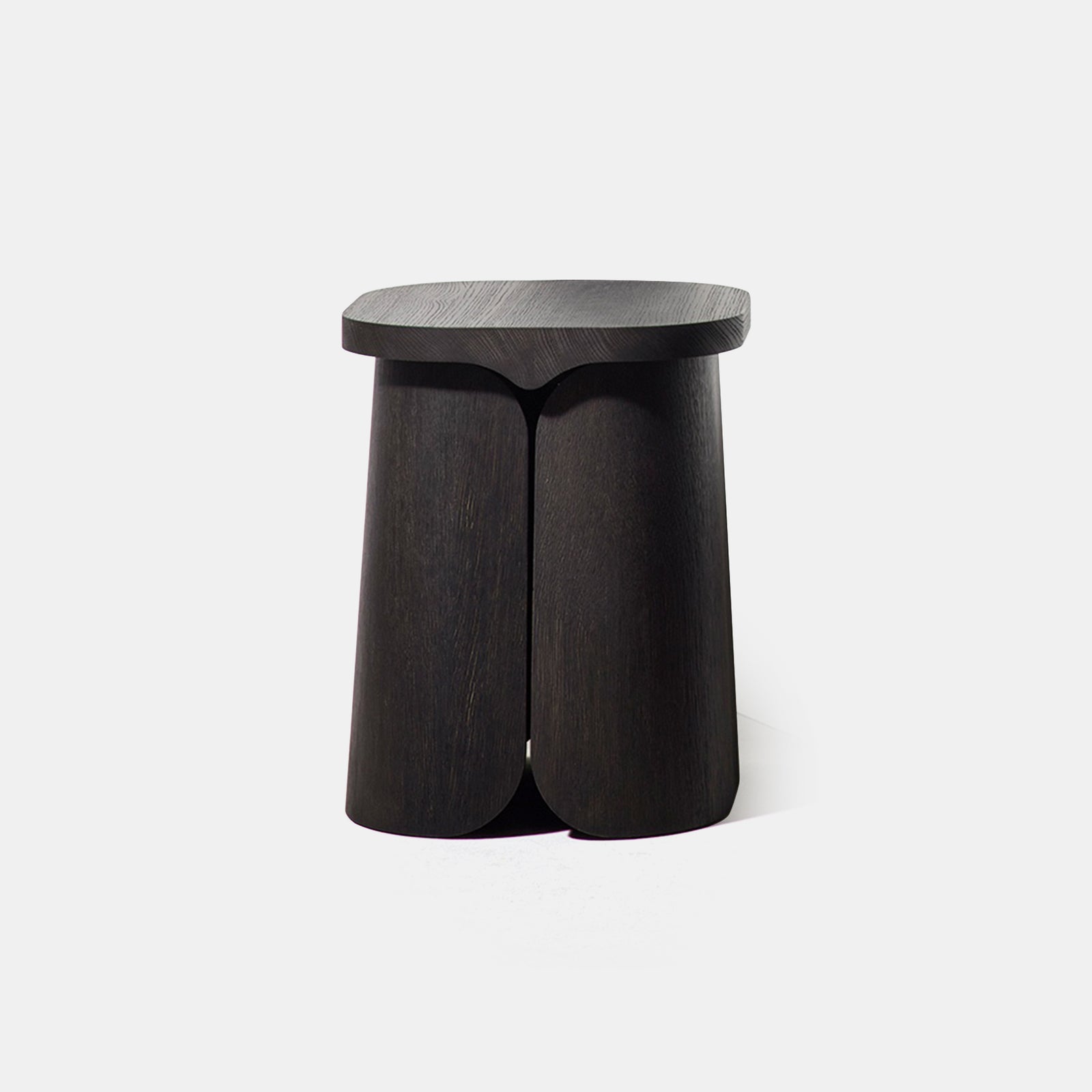 MIO Side Table | Collection Particulière | Monologuelondon.com