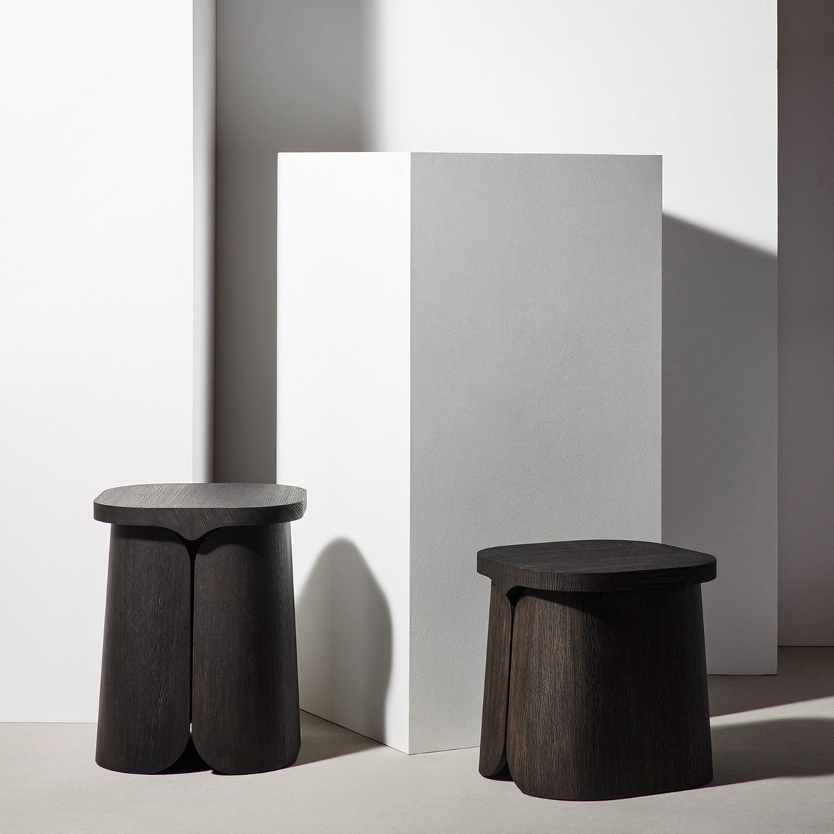 MIO Side Table | Collection Particulière | Monologuelondon.com