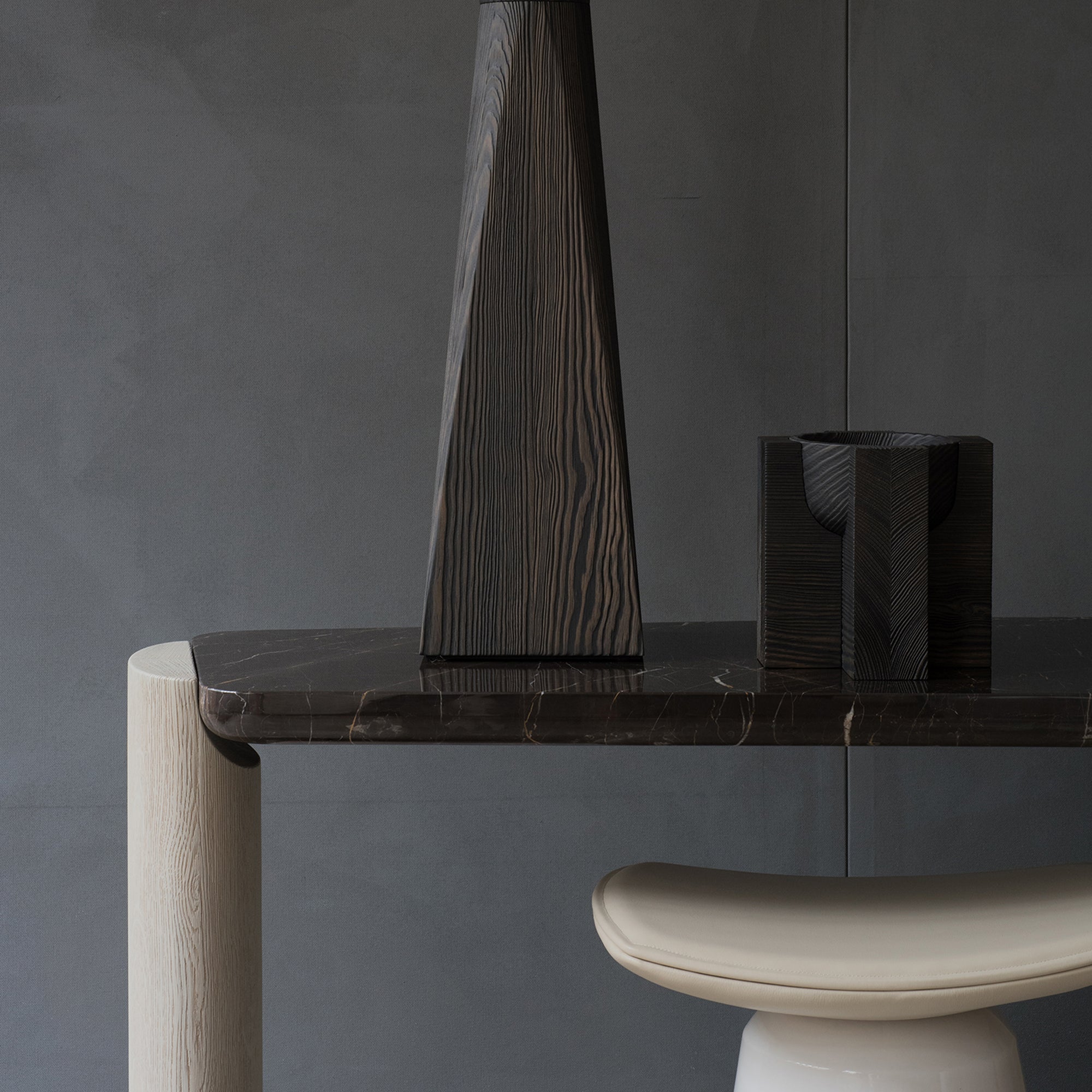 LOB Console | Collection Particulière | Monologuelondon.com