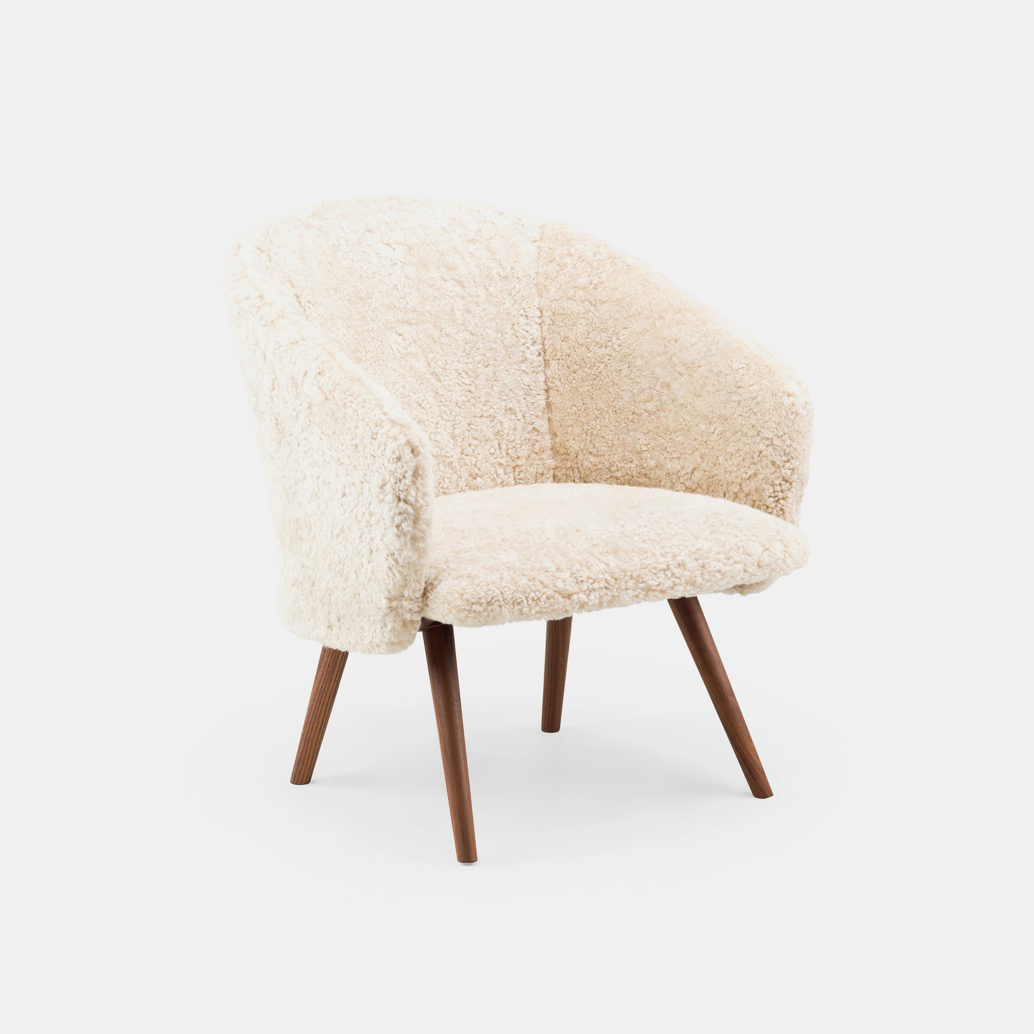 Saia Lounge Chair | De La Espada | Monologuelondon.com
