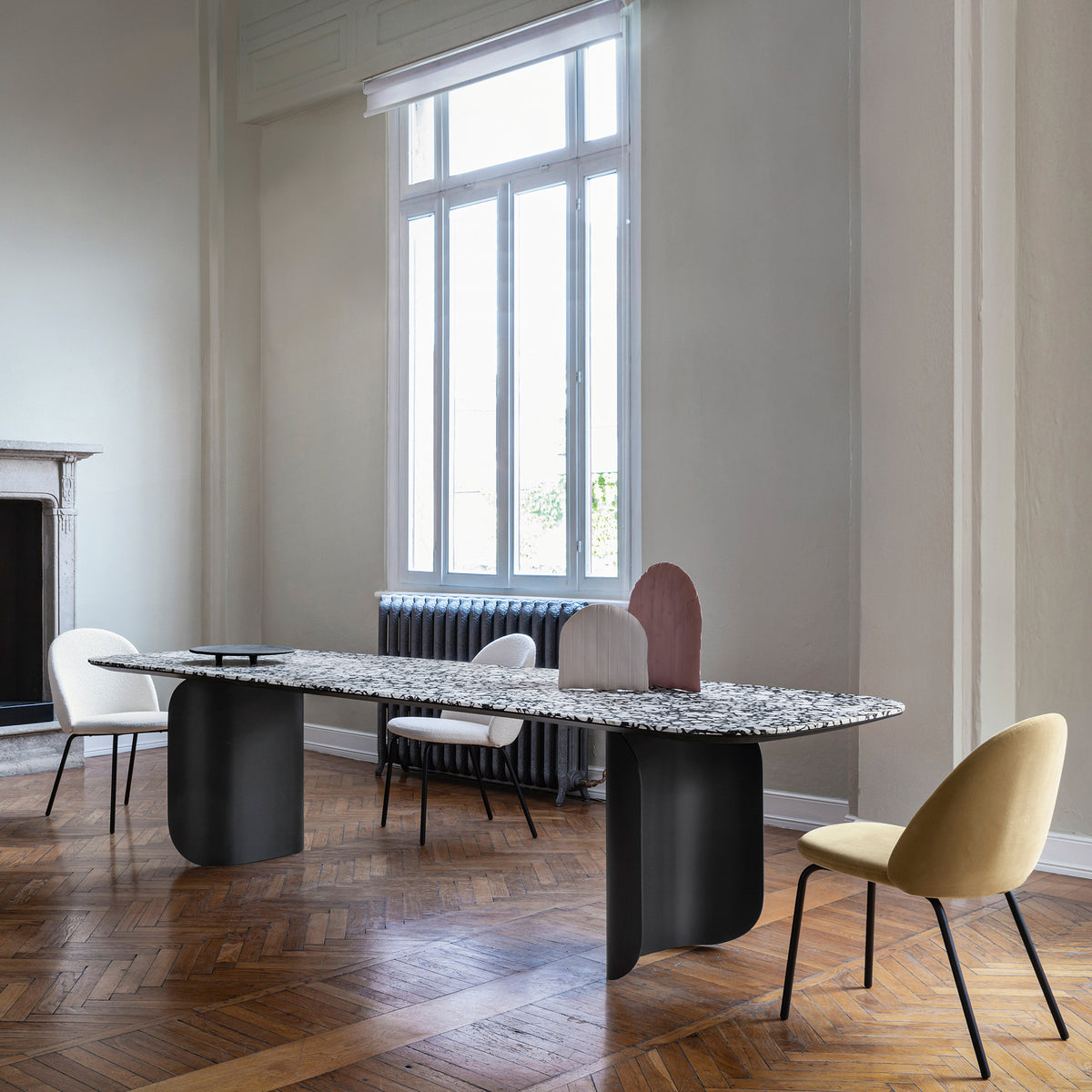 Barry Dining Table | Miniforms | Monologuelondon.com