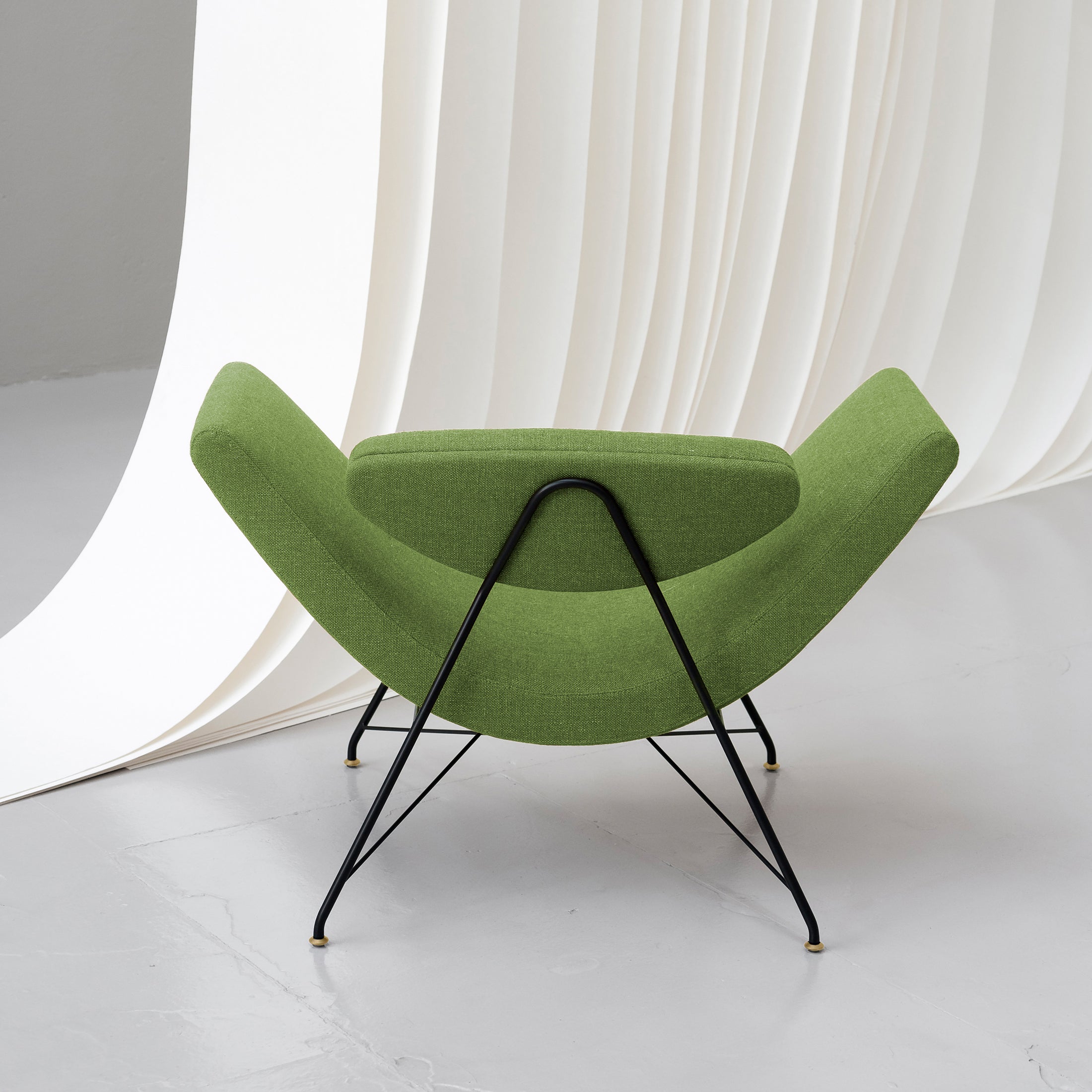 Reversivel Lounge Chair | Tacchini | Monologuelondon.com