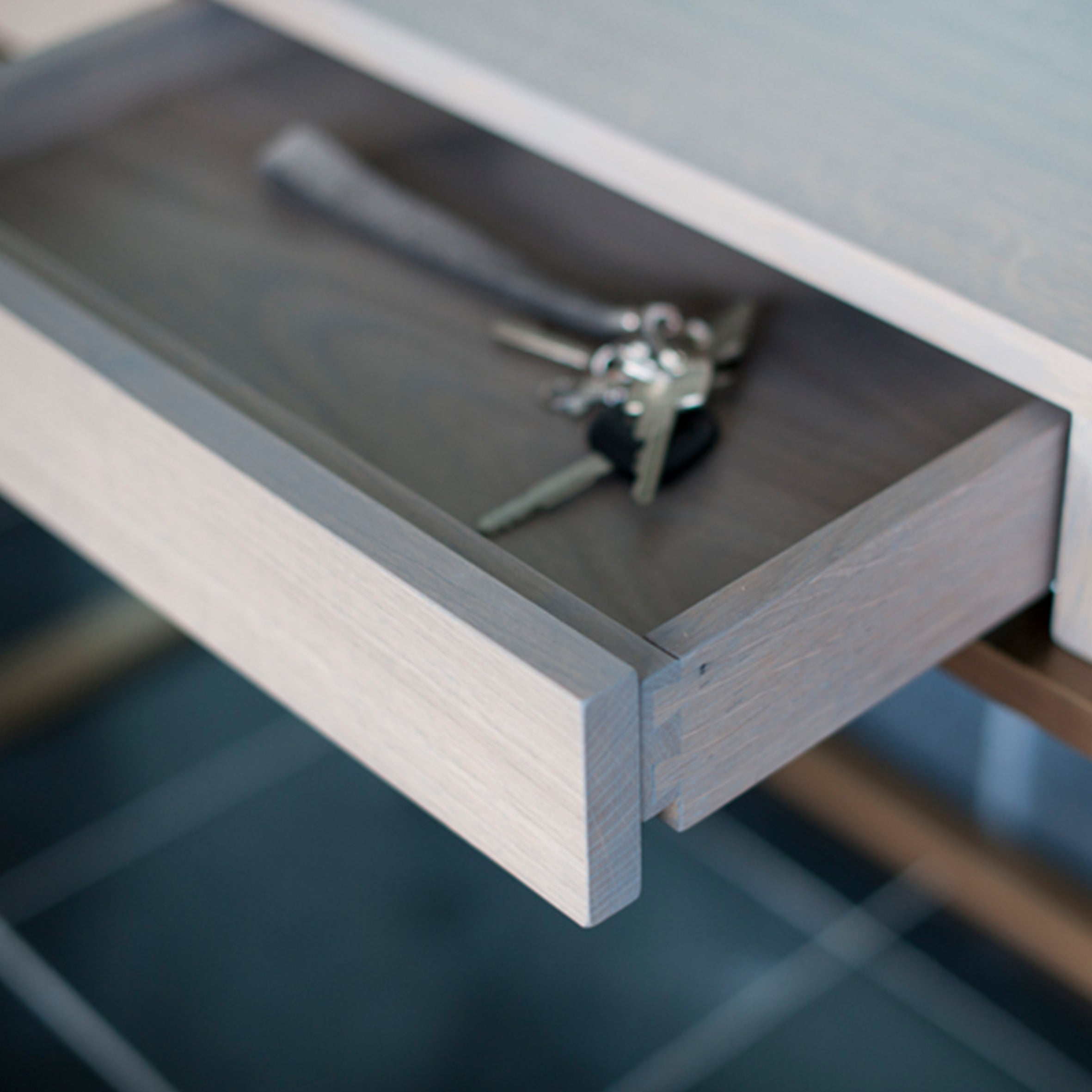 Nota Bene Console | Van Rossum | Monologuelondon.com – Monologue London