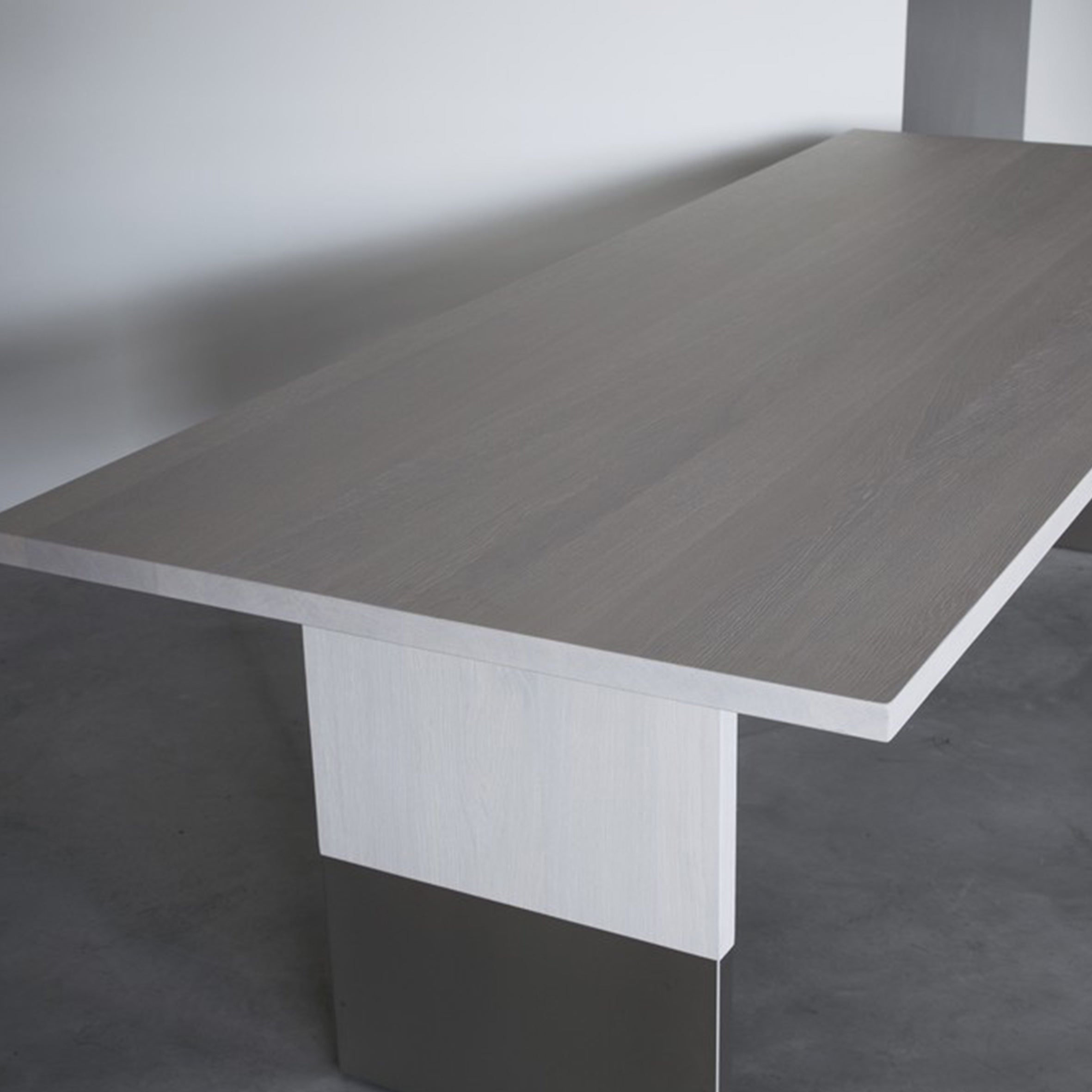 Nota Bene Dining Table | Van Rossum | Monologuelondon.com – Monologue ...